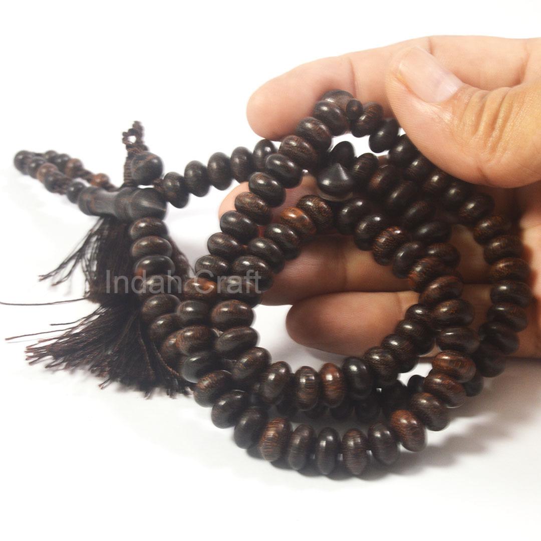 Tasbih Galih Kayu Asem Model Bulat Pipih Asli 7x10mm Cokelat tua
