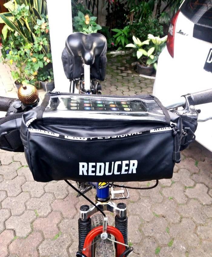 Kalea - Tas Stang Sepeda Reducer 27 x 15 x 8 Cm Hitam